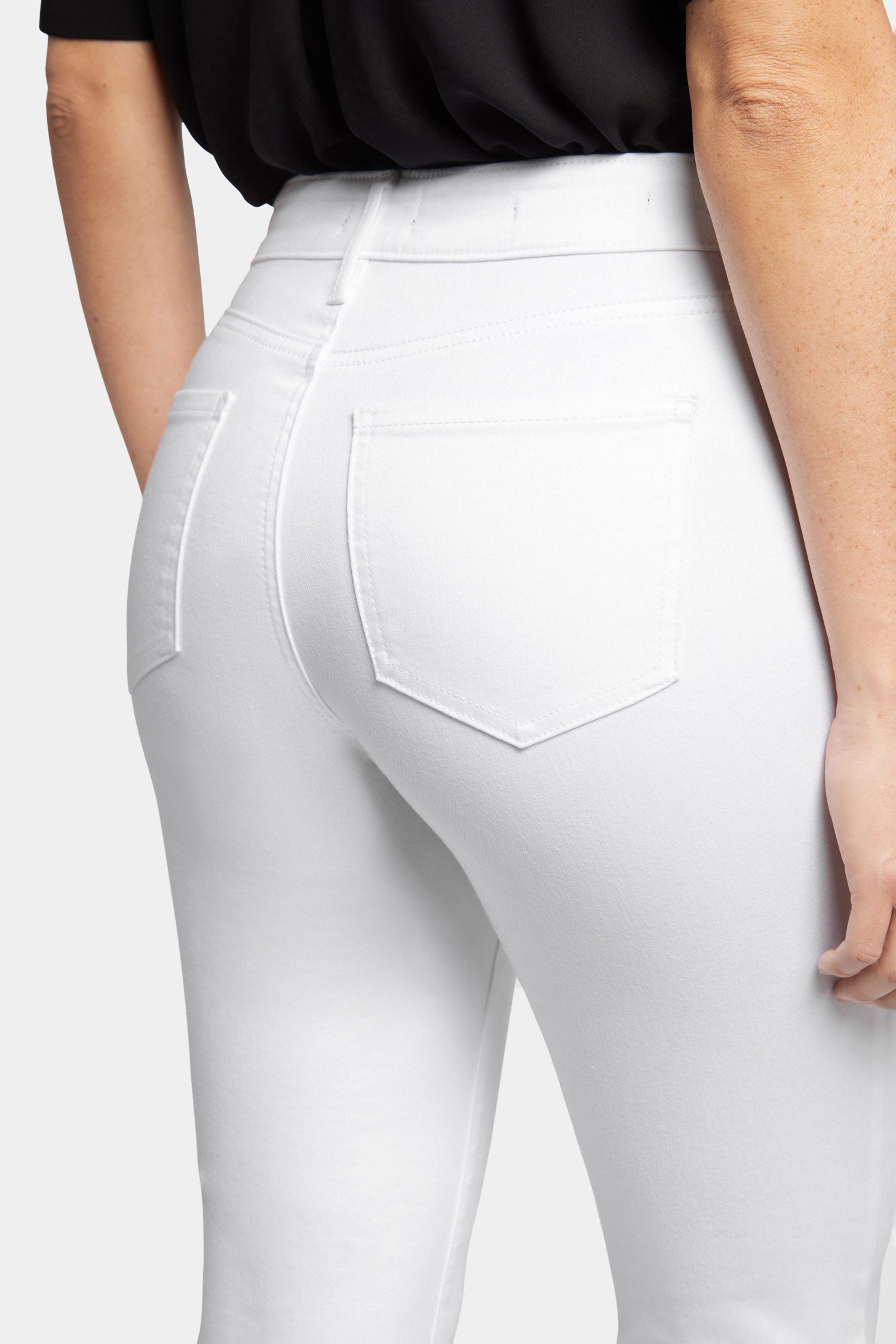 Ellison Straight Jeans With High Rise - Optic White White | NYDJ