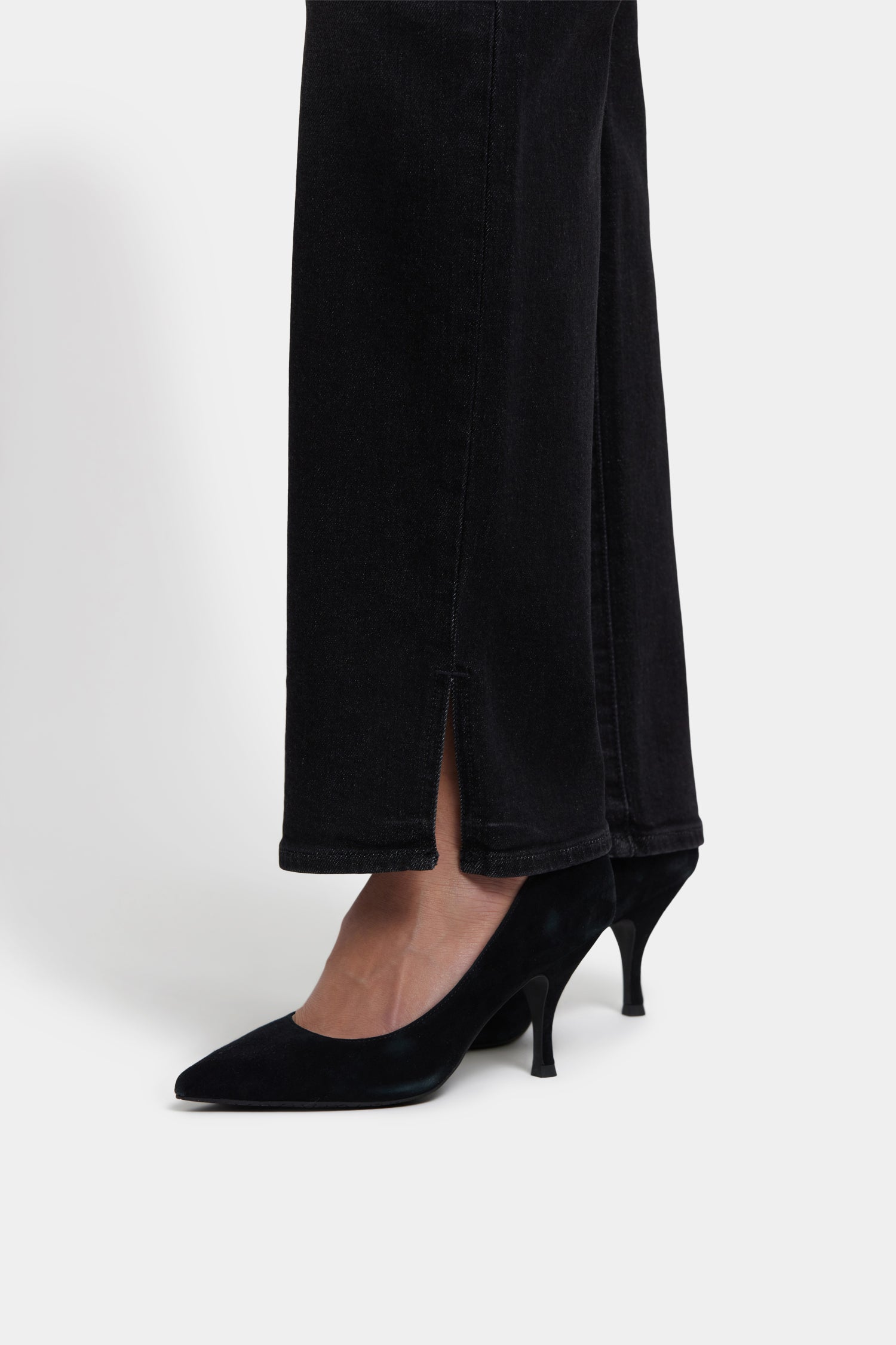 Bailey Relaxed Straight Jeans With High Rise And 4" Side Slits - French ...