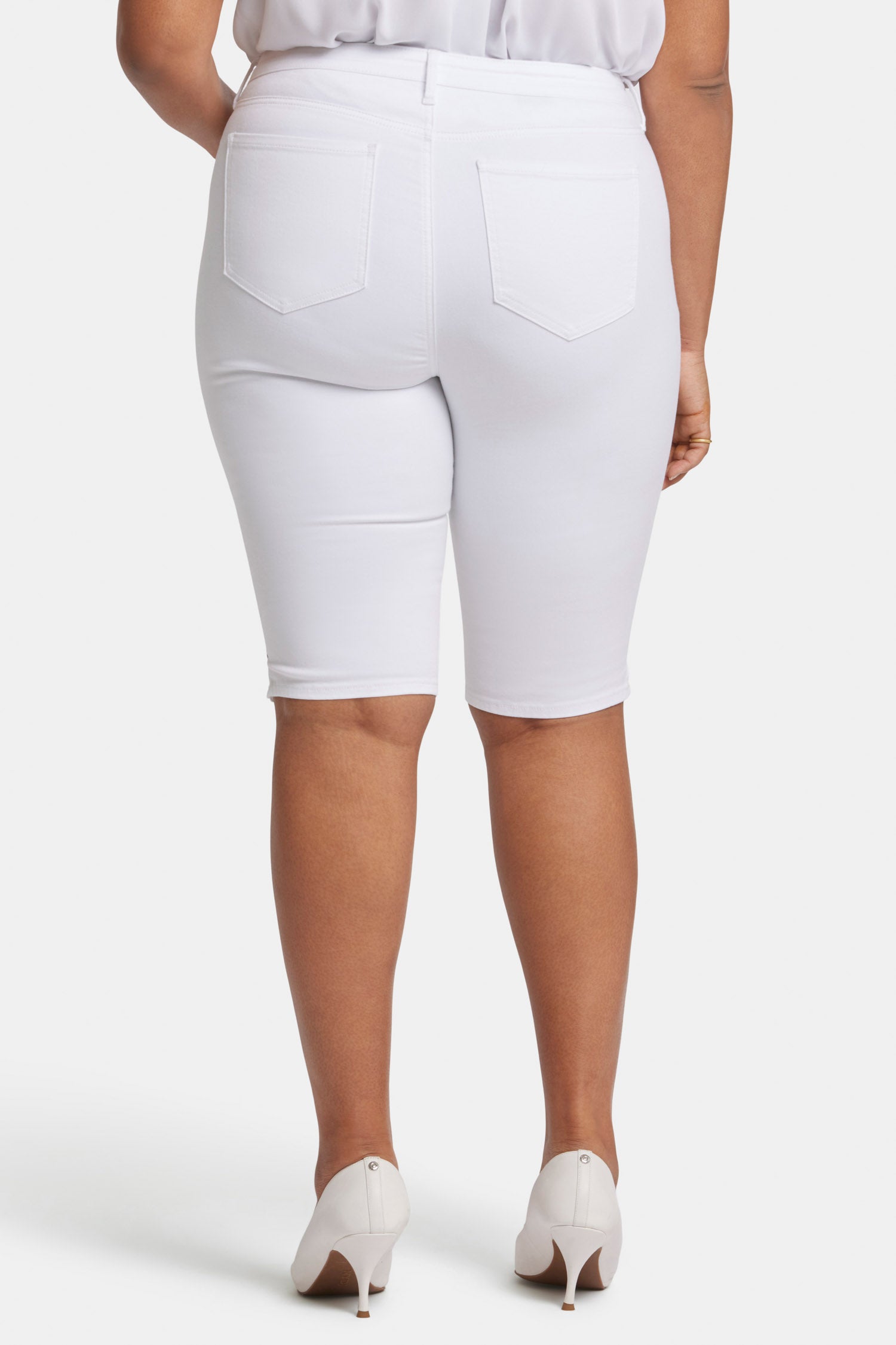 Sophie Bike Capri Jeans In Plus Size With Riveted Side Slits - Optic ...